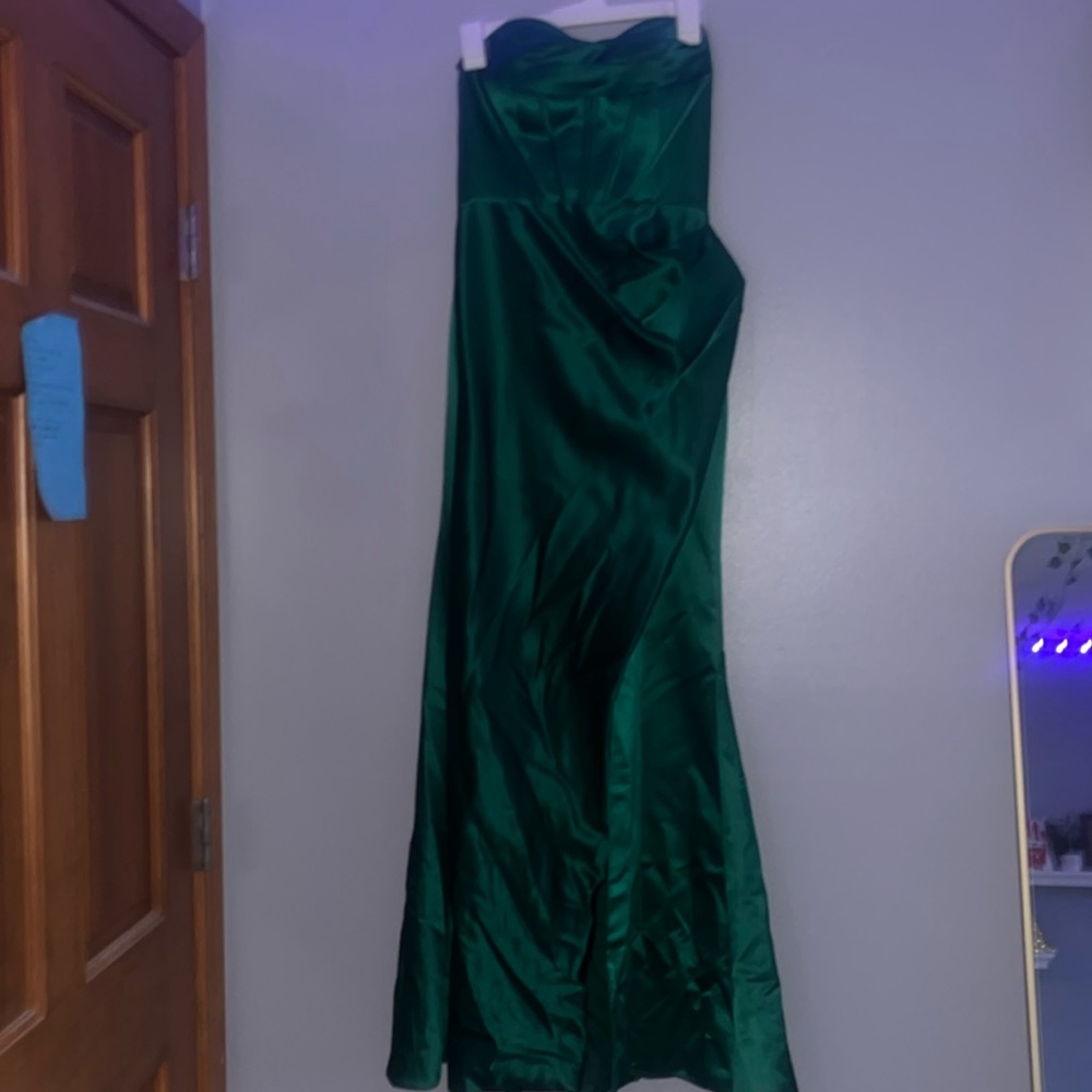 Pretty Emerald Green Prom Dress - Gem